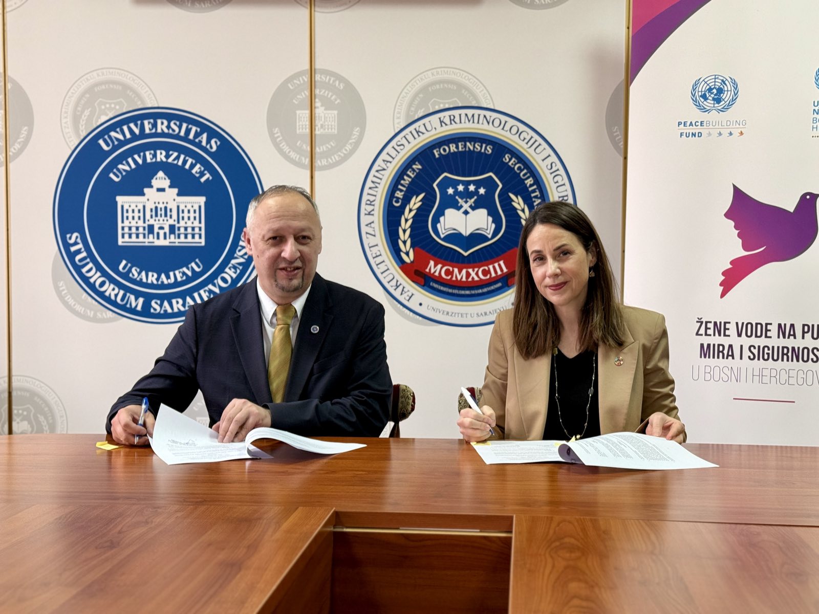 Potpisan Memorandum o saradnji između Univerziteta u Sarajevu – Fakulteta za kriminalistiku ...